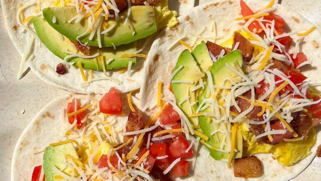 Egg & Bacon Breakfast Tacos